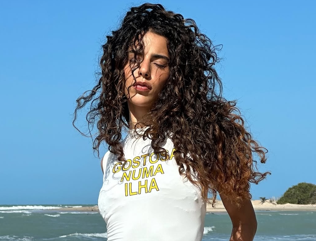 Marina Sena revela turnê de verão 2025; Veja datas!