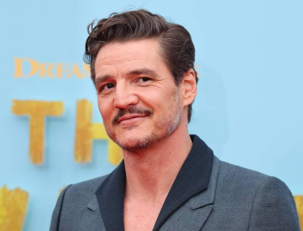 Pedro Pascal se manifesta após J.K. Rowling apoiar decisão que nega ...