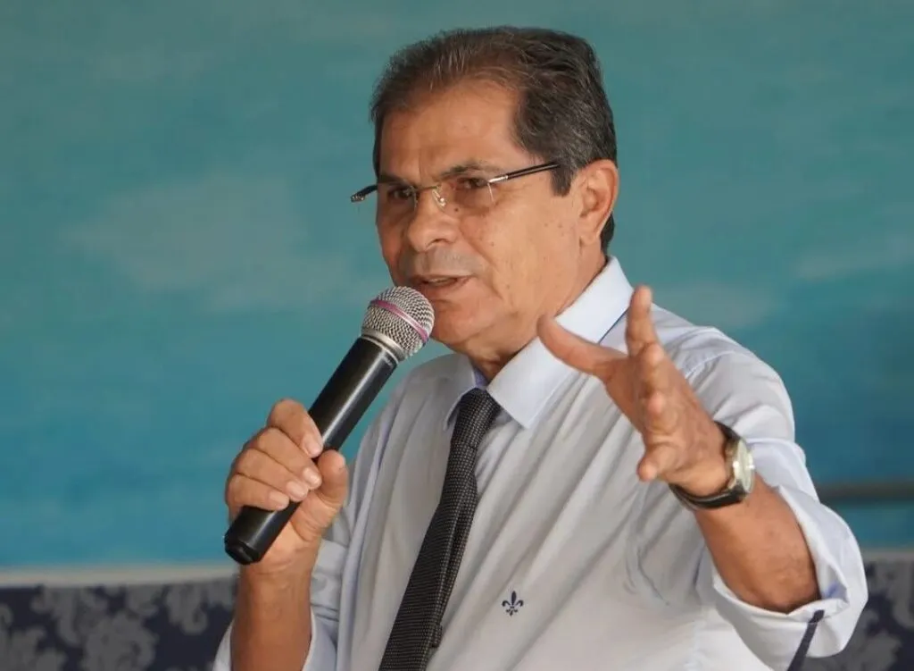 Pastor é afastado da igreja após ser flagrado com a nora; entenda ...