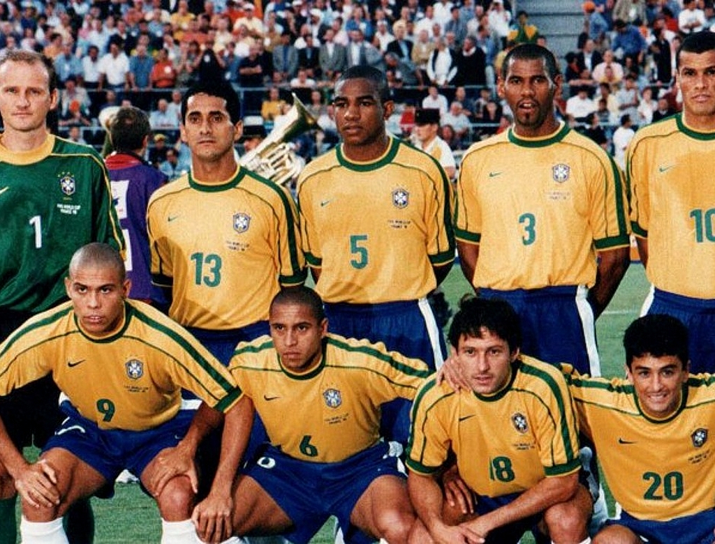 Morre Zé Carlos, lateral da Seleção Brasileira na Copa de 1998, aos 56 ...